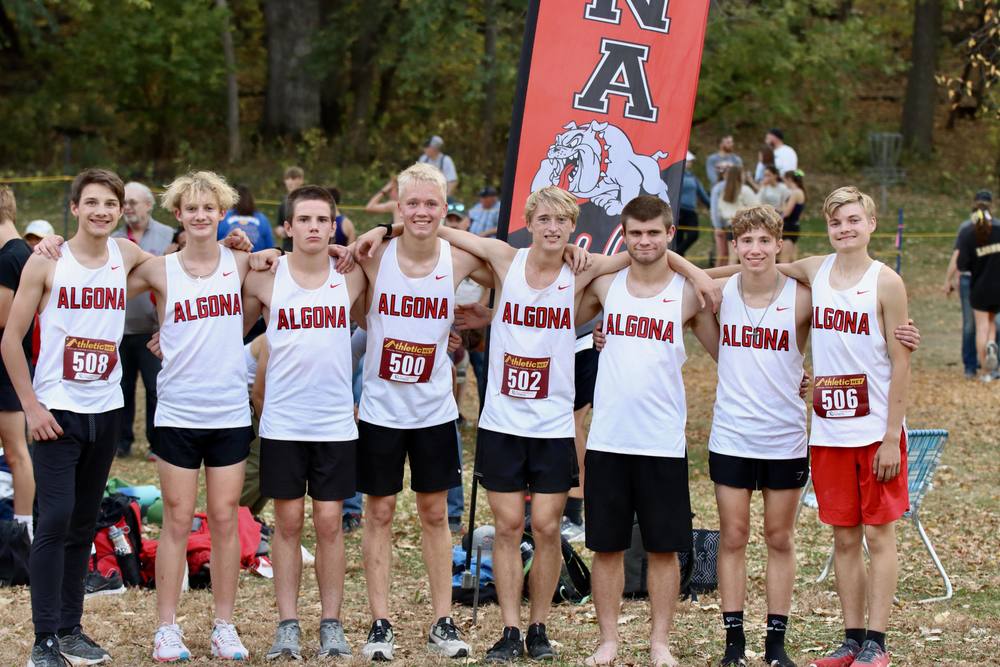 A great night for Bulldog running | Algona High School